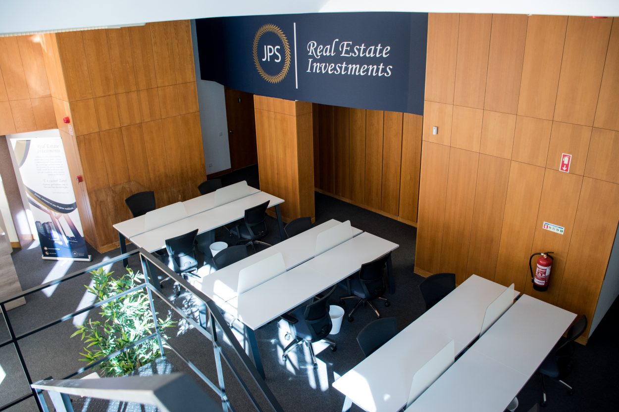 “JPS GROUP abre boutique de investimento.” - JPS GROUP